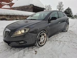 Pelēks Lancia Delta 2010 Kretinga, ar dzinēja tilpumu 1.60 L un nobraukumu 283 tūkst. km par 1750 €, foto  vietnē AUTOMOTO.COM.LV