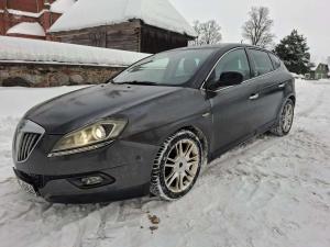 Pelēks Lancia Delta 2010 Kretinga, ar dzinēja tilpumu 1.60 L un nobraukumu 283 tūkst. km par 1750 €, foto  vietnē AUTOMOTO.COM.LV