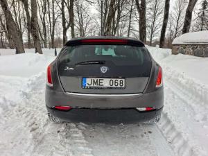 Pelēks Lancia Delta 2010 Kretinga, ar dzinēja tilpumu 1.60 L un nobraukumu 283 tūkst. km par 1750 €, foto 4 vietnē AUTOMOTO.COM.LV