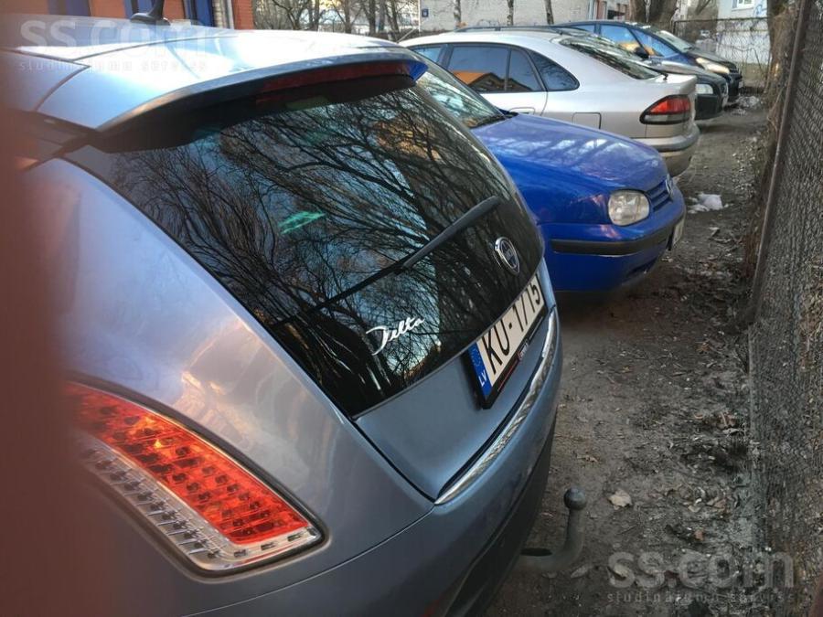 Lancia Delta 2009 in Riga, with an engine capacity of 1.60 L and mileage of 282 thousand km for 3400 €, photo 5 on AUTOMOTO.COM.LV
