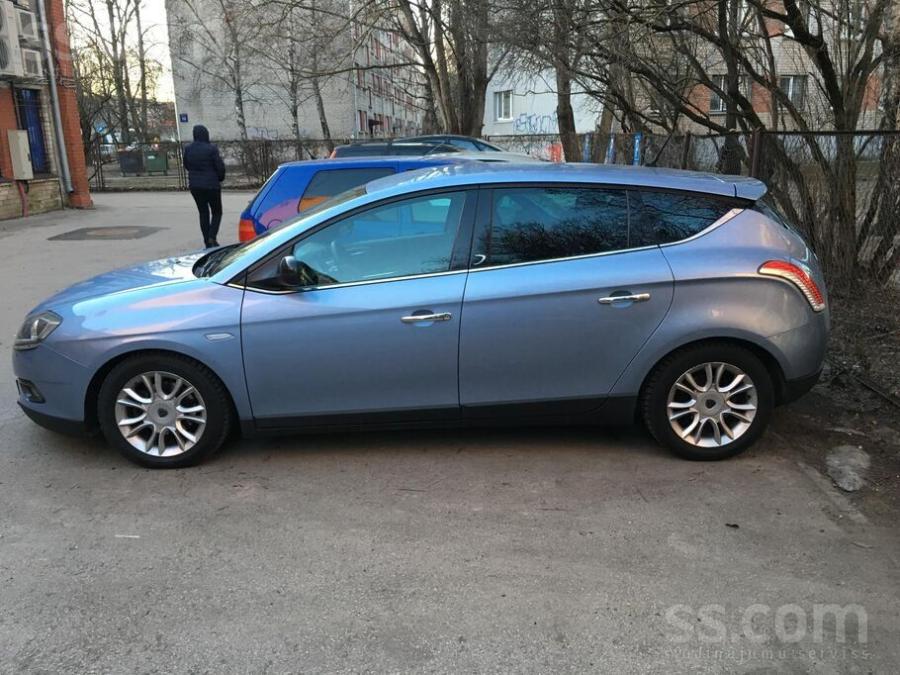 Lancia Delta 2009 in Riga, with an engine capacity of 1.60 L and mileage of 282 thousand km for 3400 €, photo 10 on AUTOMOTO.COM.LV