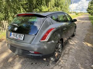 Lancia Delta 2009 Vilkaviškis, ar dzinēja tilpumu 2.00 L un nobraukumu 314 tūkst. km par 1450 €, foto 4 vietnē AUTOMOTO.COM.LV