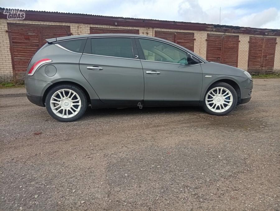Lancia Delta 2009 Vilkaviškis, ar dzinēja tilpumu 2.00 L un nobraukumu 314 tūkst. km par 1750 €, foto 3 vietnē AUTOMOTO.COM.LV