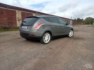 Lancia Delta 2009 Vilkaviškis, ar dzinēja tilpumu 2.00 L un nobraukumu 314 tūkst. km par 1750 €, foto 4 vietnē AUTOMOTO.COM.LV