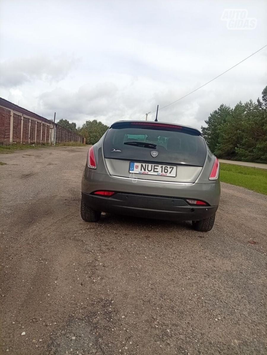 Lancia Delta 2009 Vilkaviškis, ar dzinēja tilpumu 2.00 L un nobraukumu 314 tūkst. km par 1750 €, foto 7 vietnē AUTOMOTO.COM.LV