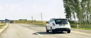 Balts Lancia Delta 2010 Kauņa, ar dzinēja tilpumu 1.60 L un nobraukumu 218 tūkst. km par 2000 €, foto  vietnē AUTOMOTO.COM.LV