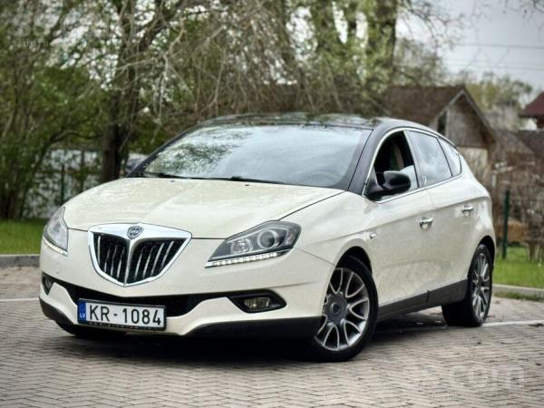 White Lancia Delta 2009 in Riga, with an engine capacity of 1.60 L and mileage of 216 thousand km for 3200 €, photo 8 on AUTOMOTO.COM.LV