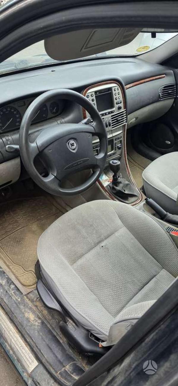 Zaļš Lancia Lybra 2002 Viļņa, ar dzinēja tilpumu 1.90 L un nobraukumu 295 tūkst. km par 350 €, foto 3 vietnē AUTOMOTO.COM.LV