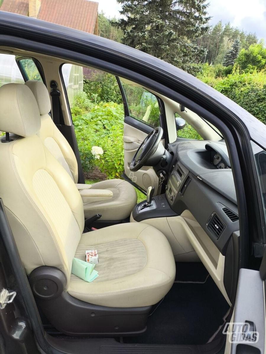 Brūns Lancia Musa 2006 Viļņa, ar dzinēja tilpumu 1.30 L un nobraukumu 254 tūkst. km par 1100 €, foto 6 vietnē AUTOMOTO.COM.LV