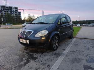 Lancia Musa 2005 Viļņa, ar dzinēja tilpumu 1.90 L un nobraukumu 259 tūkst. km par 700 €, foto 3 vietnē AUTOMOTO.COM.LV