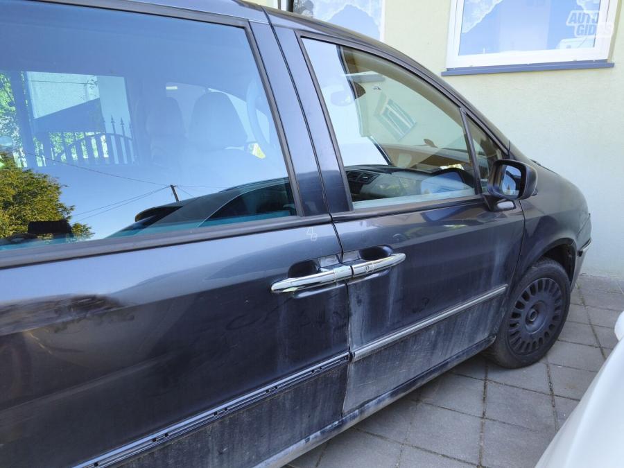 Lancia Phedra 2004 in Siauliai, with an engine capacity of 2.10 L and mileage of 417 thousand km for 500 €, photo 3 on AUTOMOTO.COM.LV