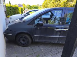 Lancia Phedra 2004 Šauļi, ar dzinēja tilpumu 2.10 L un nobraukumu 417 tūkst. km par 500 €, foto 6 vietnē AUTOMOTO.COM.LV