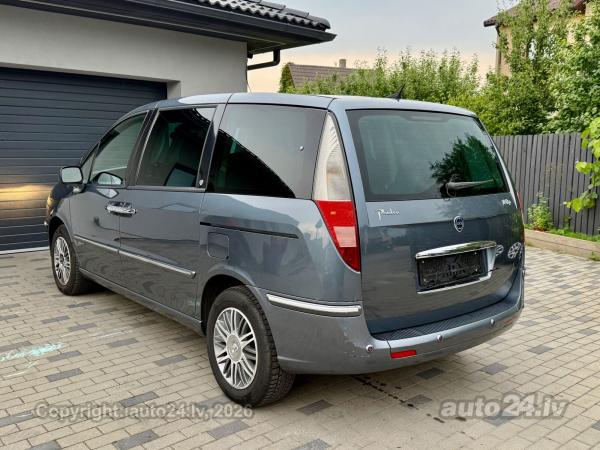 Lancia Phedra 2011 in Tallinn, with an engine capacity of 2.20 L and mileage of 256 thousand km for 4250 €, photo 8 on AUTOMOTO.COM.LV