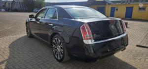 Melns Lancia Thema 2012 Kauņa, ar dzinēja tilpumu 3.00 L un nobraukumu 401 tūkst. km par 4950 €, foto 6 vietnē AUTOMOTO.COM.LV
