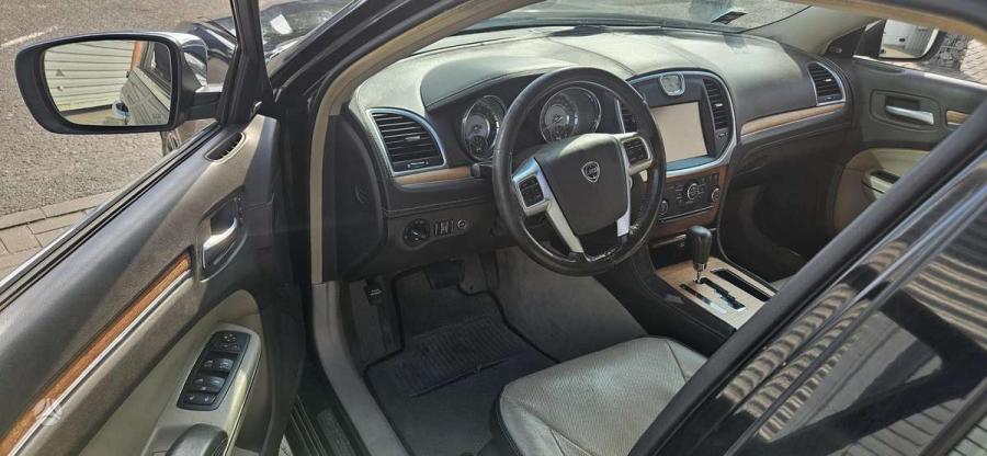 Melns Lancia Thema 2012 Kauņa, ar dzinēja tilpumu 3.00 L un nobraukumu 401 tūkst. km par 4950 €, foto 9 vietnē AUTOMOTO.COM.LV