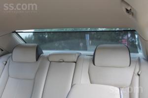 Black Lancia Thema 2013 in Riga, with an engine capacity of 3.00 L and mileage of 94 thousand km for 14900 €, photo 31 on AUTOMOTO.COM.LV