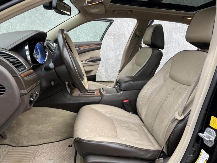 Melns Lancia Thema 2013 Rīga, ar dzinēja tilpumu 3.00 L un nobraukumu 227 tūkst. km par 8550 €, foto 9 vietnē AUTOMOTO.COM.LV