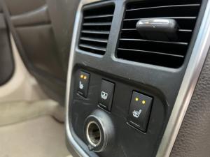 Melns Lancia Thema 2013 Rīga, ar dzinēja tilpumu 3.00 L un nobraukumu 227 tūkst. km par 8550 €, foto 15 vietnē AUTOMOTO.COM.LV
