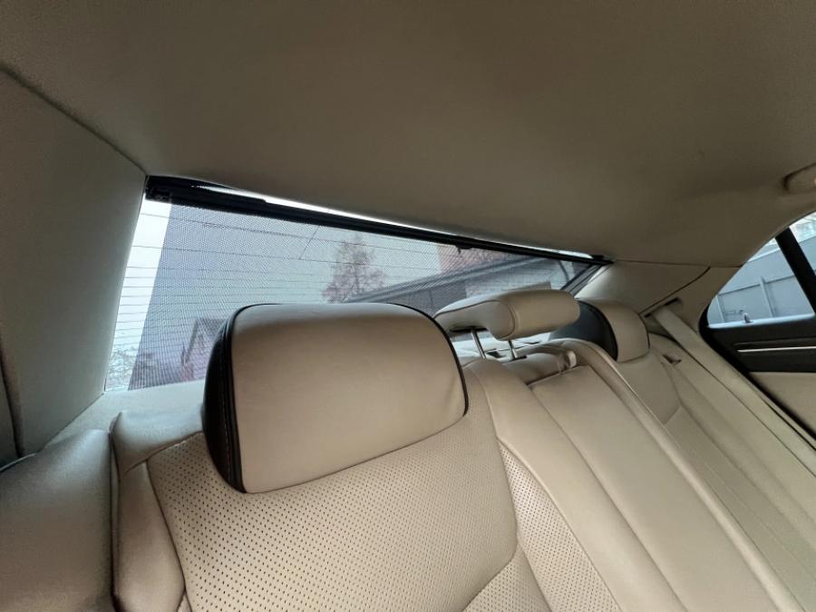 Melns Lancia Thema 2013 Rīga, ar dzinēja tilpumu 3.00 L un nobraukumu 227 tūkst. km par 8550 €, foto 16 vietnē AUTOMOTO.COM.LV