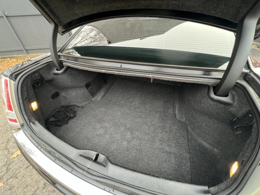 Melns Lancia Thema 2013 Rīga, ar dzinēja tilpumu 3.00 L un nobraukumu 227 tūkst. km par 8550 €, foto 17 vietnē AUTOMOTO.COM.LV