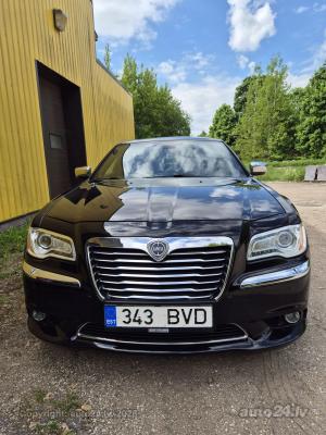 Black Lancia Thema 2013 in Tallinn, with an engine capacity of 3.00 L and mileage of 120 thousand km for 7500 €, photo  on AUTOMOTO.COM.LV