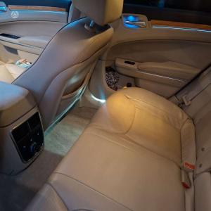 Black Lancia Thema 2013 in Kaunas, with an engine capacity of 3.00 L and mileage of 215 thousand km for 6900 €, photo 21 on AUTOMOTO.COM.LV