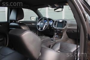 Melns Lancia Thema 2014 Rīga, ar dzinēja tilpumu 3.00 L un nobraukumu 0 tūkst. km par 8690 €, foto 22 vietnē AUTOMOTO.COM.LV