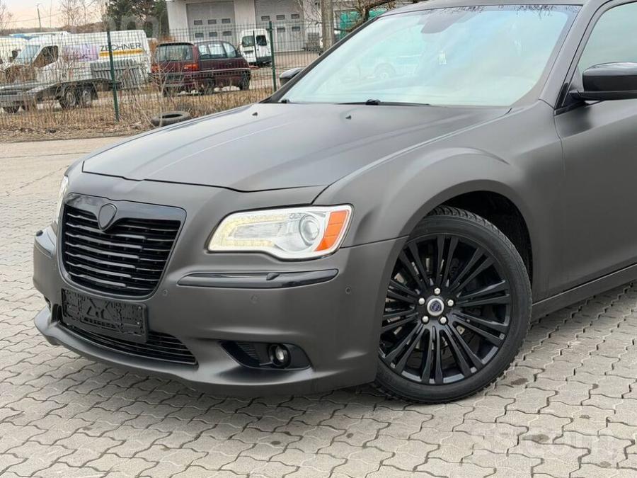 Melns Lancia Thema 2014 Rīga, ar dzinēja tilpumu 3.00 L un nobraukumu 0 tūkst. km par 7450 €, foto 12 vietnē AUTOMOTO.COM.LV