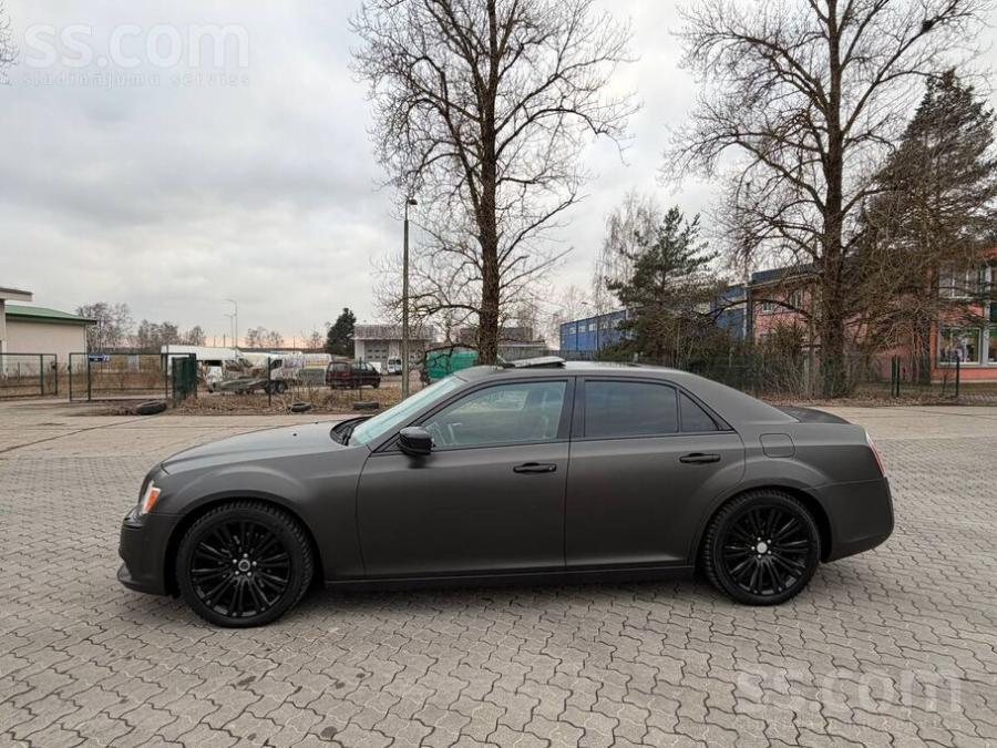 Melns Lancia Thema 2014 Rīga, ar dzinēja tilpumu 3.00 L un nobraukumu 0 tūkst. km par 7450 €, foto 13 vietnē AUTOMOTO.COM.LV
