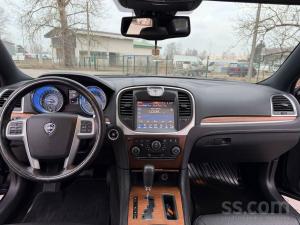 Melns Lancia Thema 2014 Rīga, ar dzinēja tilpumu 3.00 L un nobraukumu 0 tūkst. km par 7450 €, foto 18 vietnē AUTOMOTO.COM.LV