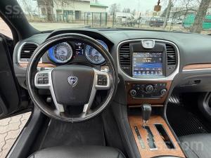 Melns Lancia Thema 2014 Rīga, ar dzinēja tilpumu 3.00 L un nobraukumu 0 tūkst. km par 7450 €, foto 19 vietnē AUTOMOTO.COM.LV