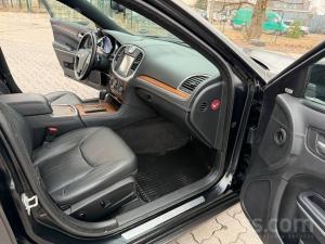 Melns Lancia Thema 2014 Rīga, ar dzinēja tilpumu 3.00 L un nobraukumu 0 tūkst. km par 7450 €, foto 25 vietnē AUTOMOTO.COM.LV