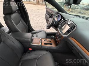Melns Lancia Thema 2014 Rīga, ar dzinēja tilpumu 3.00 L un nobraukumu 0 tūkst. km par 7450 €, foto 26 vietnē AUTOMOTO.COM.LV