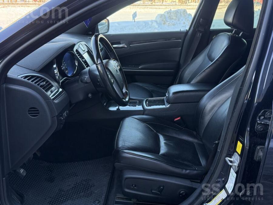 Zils Lancia Thema 2012 Liepāja, ar dzinēja tilpumu 3.00 L un nobraukumu 268 tūkst. km par 6800 €, foto 16 vietnē AUTOMOTO.COM.LV
