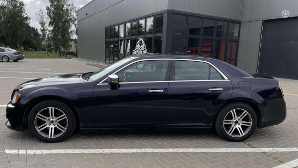 Zils Lancia Thema 2012 Kauņa, ar dzinēja tilpumu 2.99 L un nobraukumu 303 tūkst. km par 8990 €, foto 6 vietnē AUTOMOTO.COM.LV