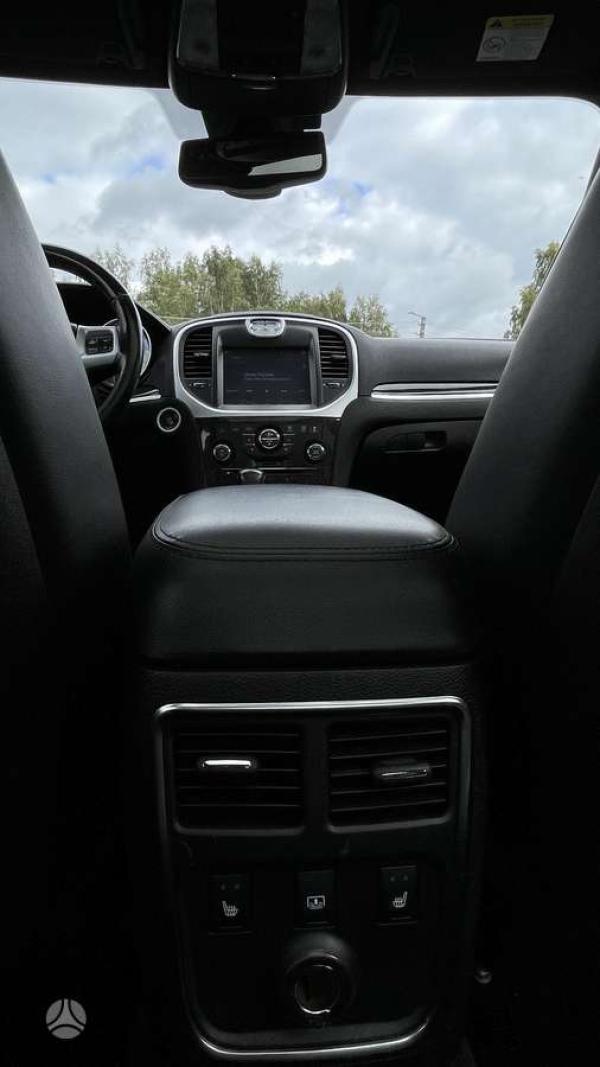 Zils Lancia Thema 2012 Kauņa, ar dzinēja tilpumu 2.99 L un nobraukumu 303 tūkst. km par 8990 €, foto 11 vietnē AUTOMOTO.COM.LV