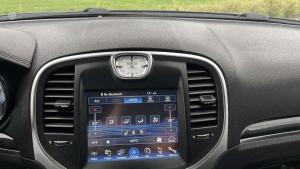 Blue Lancia Thema 2012 in Kaunas, with an engine capacity of 2.99 L and mileage of 303 thousand km for 8990 €, photo 15 on AUTOMOTO.COM.LV