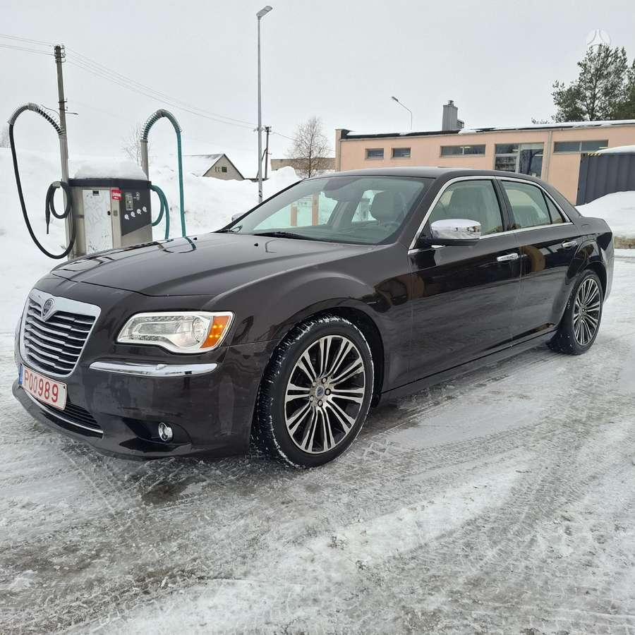 Brūns Lancia Thema 2012 Pakruojis, ar dzinēja tilpumu 2.99 L un nobraukumu 147 tūkst. km par 7350 €, foto 23 vietnē AUTOMOTO.COM.LV