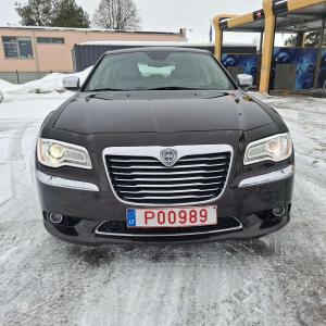 Brūns Lancia Thema 2012 Pakruojis, ar dzinēja tilpumu 2.99 L un nobraukumu 147 tūkst. km par 7350 €, foto 24 vietnē AUTOMOTO.COM.LV