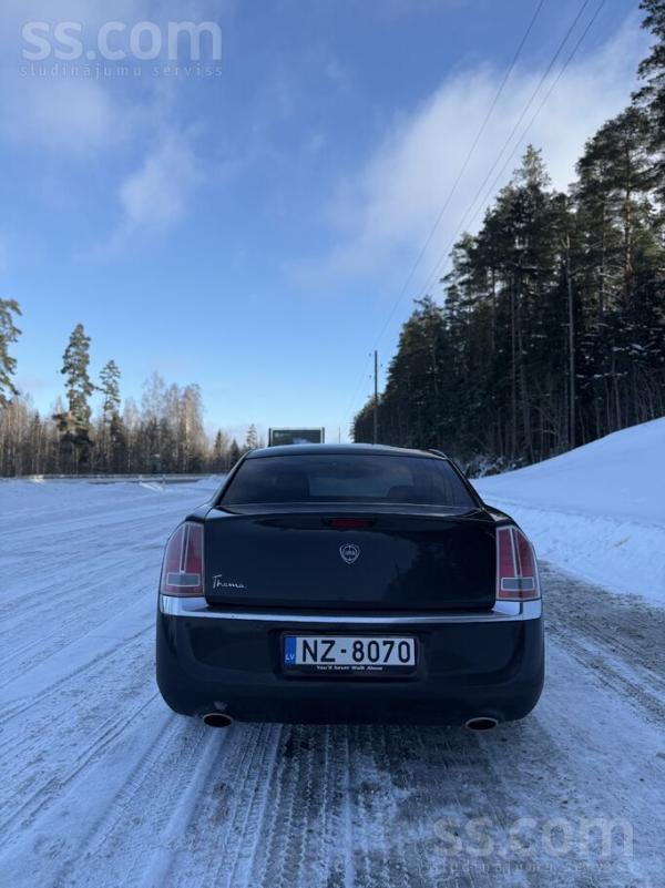 Brown Lancia Thema 2013 in Riga, with an engine capacity of 3.00 L and mileage of 338 thousand km for 6200 €, photo 6 on AUTOMOTO.COM.LV