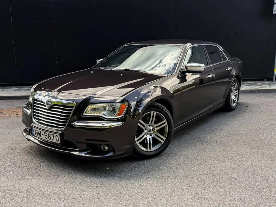 Brūns Lancia Thema 2013 Jelgava, ar dzinēja tilpumu 3.00 L un nobraukumu 207 tūkst. km par 7500 €, foto 4 vietnē AUTOMOTO.COM.LV