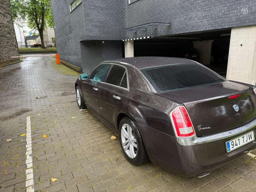 Brūns Lancia Thema 2013 Tallina, ar dzinēja tilpumu 2.99 L un nobraukumu 270 tūkst. km par 6490 €, foto 6 vietnē AUTOMOTO.COM.LV