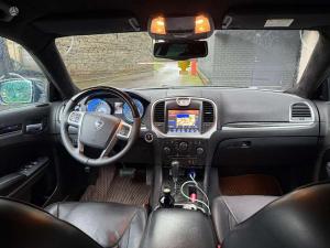 Brūns Lancia Thema 2013 Tallina, ar dzinēja tilpumu 2.99 L un nobraukumu 270 tūkst. km par 6490 €, foto 9 vietnē AUTOMOTO.COM.LV