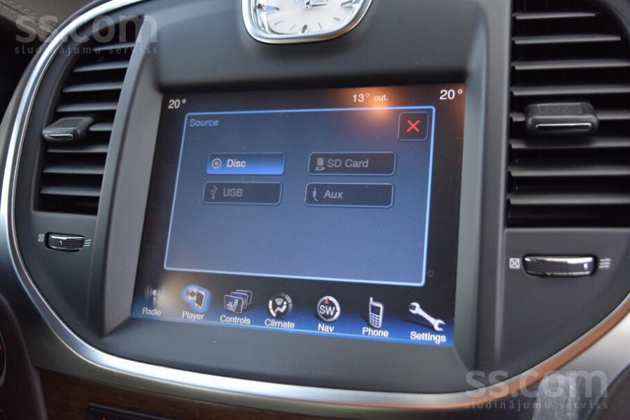 Grey Lancia Thema 2011 in Riga, with an engine capacity of 3.00 L and mileage of 186 thousand km for 8500 €, photo 11 on AUTOMOTO.COM.LV