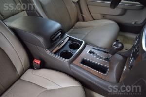 Grey Lancia Thema 2011 in Riga, with an engine capacity of 3.00 L and mileage of 186 thousand km for 8500 €, photo 14 on AUTOMOTO.COM.LV