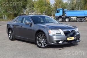Grey Lancia Thema 2011 in Riga, with an engine capacity of 3.00 L and mileage of 186 thousand km for 8500 €, photo 1 on AUTOMOTO.COM.LV