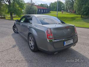 Pelēks Lancia Thema 2013 Tallina, ar dzinēja tilpumu 3.00 L un nobraukumu 311 tūkst. km par 5500 €, foto 5 vietnē AUTOMOTO.COM.LV