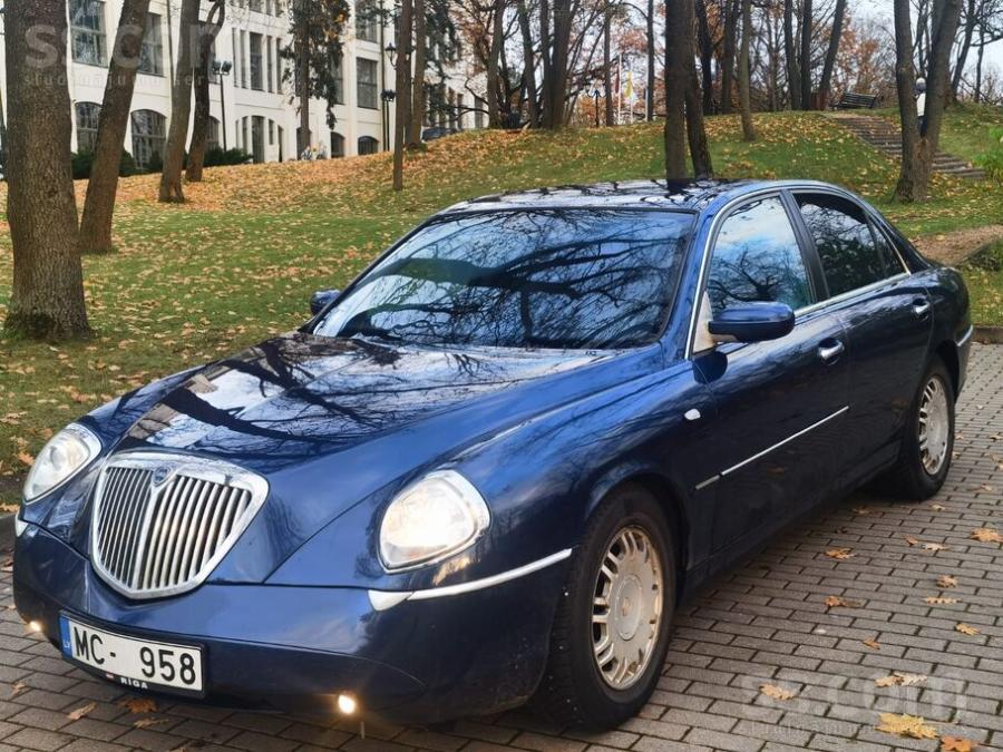 Zils Lancia Thesis 2008 Rīga, ar dzinēja tilpumu 2.40 L un nobraukumu 320 tūkst. km par 1000 €, foto 12 vietnē AUTOMOTO.COM.LV