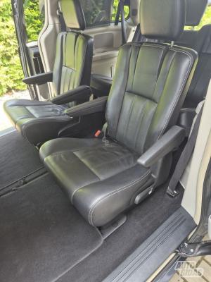 Черный Лянча Voyager 2011 в Каунас, объемом двигателя 2.80 л и пробегом 267 тыс. км за 5600 €, фото 10 на AUTOMOTO.COM.LV
