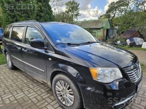 Melns Lancia Voyager 2012 Rīga, ar dzinēja tilpumu 2.80 L un nobraukumu 0 tūkst. km par 9900 €, foto 9 vietnē AUTOMOTO.COM.LV